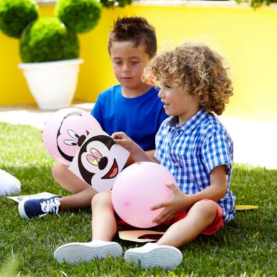 Build a Mickey Mouse Head Game | Disney Store | Disney Store