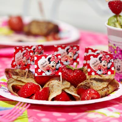 Minnie Mouse Strawberry Crepe Recipe | Disney Store