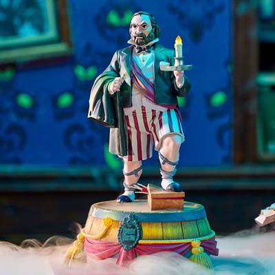 Objets Collector Disney | Figurines, Pins & Plus | Disney Store