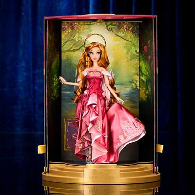 Objets Collector Disney | Figurines, Pins & Plus | Disney Store