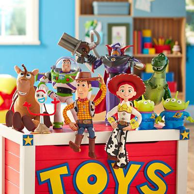 Official Disney Toys | Soft Toys, Action Figures & More | Disney Store